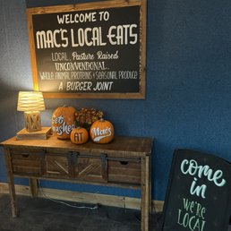 MAC’S LOCAL EATS - Updated October 2025 - 694 Photos & 660 Reviews ...