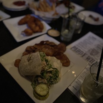 PADDY WHACKS IRISH SPORTS PUB - SOUTH STREET - Updated July 2025 - 72 ...