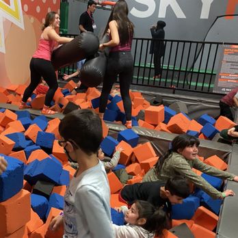 SKY ZONE TRAMPOLINE PARK - Updated March 2025 - 33 Photos & 50 Reviews ...