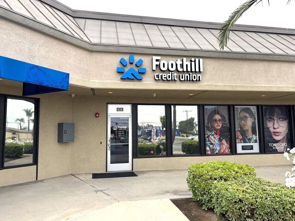 FOOTHILL CREDIT UNION - Updated September 2025 - 28 Reviews - 928 N ...