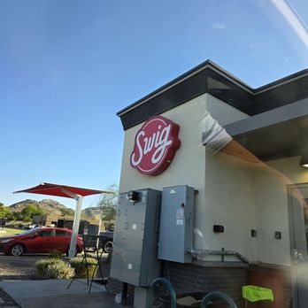 SWIG - Updated October 2025 - 94 Photos & 112 Reviews - 4635 E Shea ...