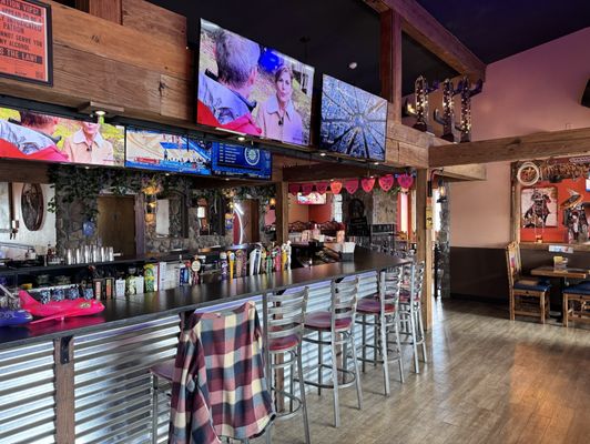 EL RODEO - Updated September 2025 - 23 Photos & 24 Reviews - 1077 W ...