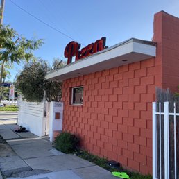 SECRET PIZZA - Updated October 2025 - 175 Photos & 108 Reviews - 3501 ...