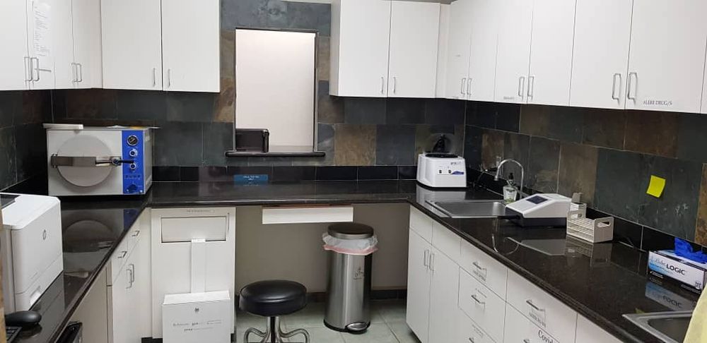 QUICK CLINIC MEDICAL CENTER - Updated October 2025 - 11 Photos - 4114 ...