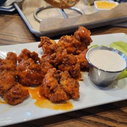 MAVERICK’S CANTON - Updated April 2025 - 127 Photos & 124 Reviews ...