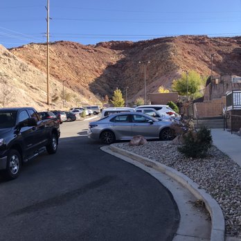 HAMPTON INN MOAB - Updated July 2024 - 126 Photos & 87 Reviews - 488 N ...