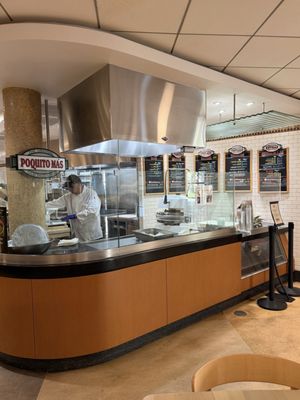 WARNER BROS STUDIOS COMMISSARY - Updated April 2026 - 49 Photos & 18 ...