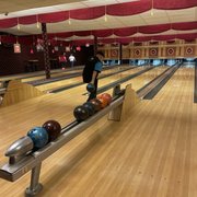 ARSENAL BOWLING LANES - 47 Photos & 155 Reviews - 212 44th St ...