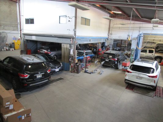 KW AUTO BODY - ALA MOANA - Updated December 2025 - 35 Photos & 73 ...