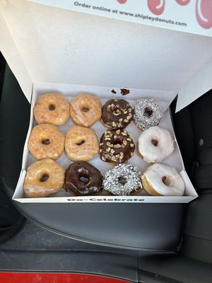 SHIPLEY DO-NUTS - Updated October 2025 - 52 Photos & 12 Reviews - 8155 ...