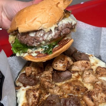 JUNIOR COLOMBIAN BURGER - Updated July 2024 - 151 Photos & 118 Reviews ...