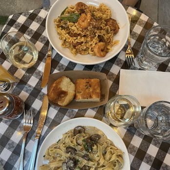 FORMA PASTA FACTORY - Updated August 2024 - 583 Photos & 232 Reviews ...