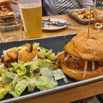 CHOMP KITCHEN AND DRINKS - Updated May 2025 - 425 Photos & 531 Reviews ...