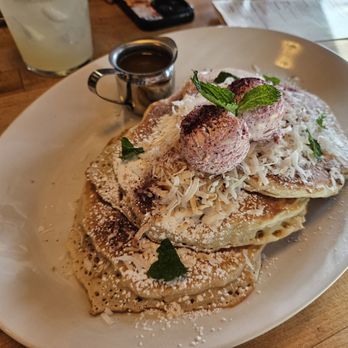 MOTT ST - Updated January 2025 - 2000 Photos & 1074 Reviews - 1401 N ...