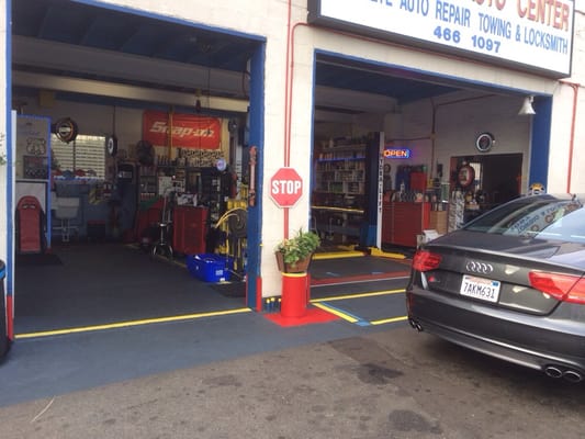 COMMUNITY AUTO CENTER - Updated October 2025 - 43 Photos & 238 Reviews ...