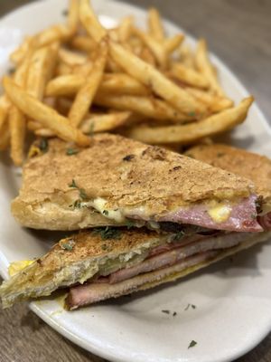 CYPRESS RESTAURANT AND BAR - Updated October 2025 - 140 Photos & 21 ...