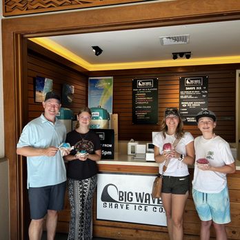 BIG WAVE SHAVE ICE COMPANY - Updated April 2024 - 124 Photos & 156 ...