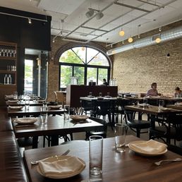 DAISIES - Updated December 2025 - 1598 Photos & 734 Reviews - 2375 N ...