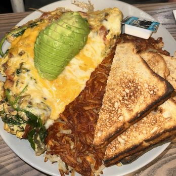 CRUMBS BREAKFAST, LUNCH & BAR - Updated July 2024 - 1581 Photos & 1357 ...