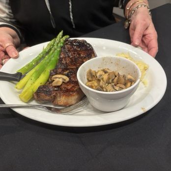 DB STEAKHOUSE - Updated July 2025 - 245 Photos & 398 Reviews - 2477 ...