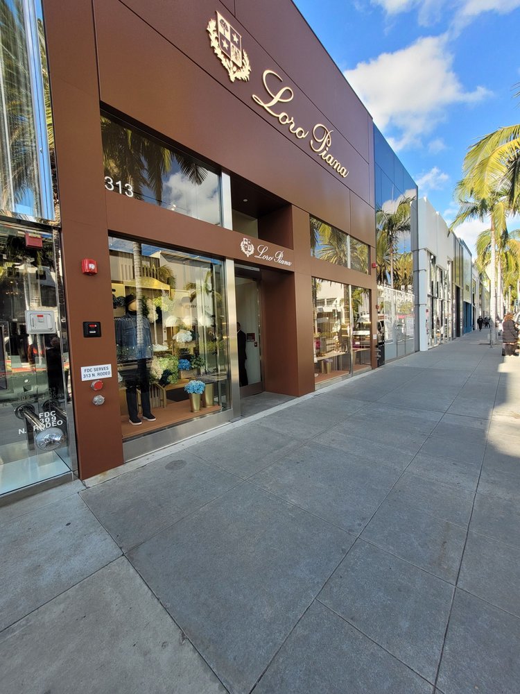 LORO PIANA - BEVERLY HILLS - Updated August 2025 - 15 Photos - 455 North Rodeo Dr, Beverly Hills ...