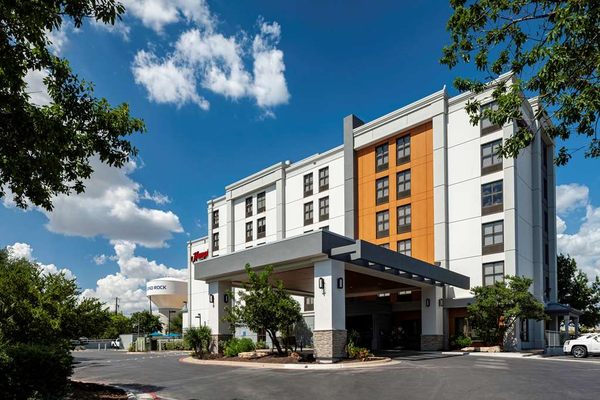 HAMPTON INN AUSTIN-ROUND ROCK - Updated August 2025 - 148 Photos & 51 ...