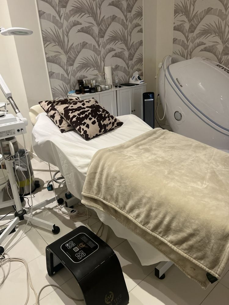 CLARTE SPA & SALON - Updated July 2025 - 11 Reviews - 809 Madison Ave ...