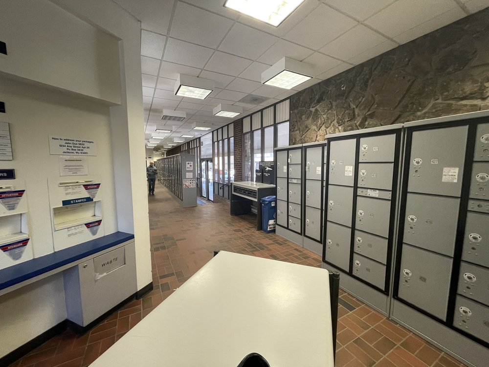 US POST OFFICE - Updated May 2026 - 14 Photos & 27 Reviews - 220 W ...