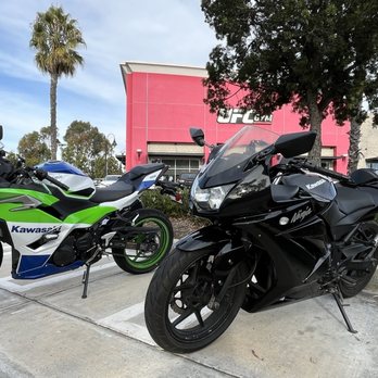 UFC GYM OXNARD - Updated July 2025 - 100 Photos & 154 Reviews - 451 W ...