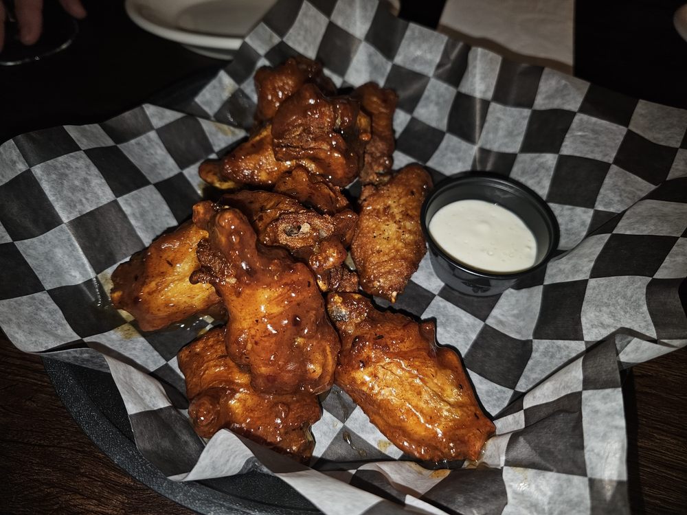 RED ROOSTER PUB & EATERY - Updated August 2024 - 72 Photos & 88 Reviews ...