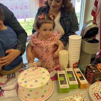 LUCY’S CAKE SHOP - 189 Photos & 132 Reviews - 2030 SW Loop 410, San ...