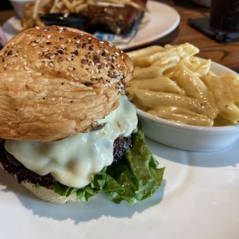 LOCAL GOAT - Updated May 2024 - 4522 Photos & 4753 Reviews - 2167 Pkwy ...