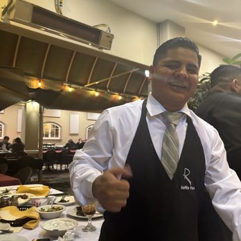 RAFFI’S PLACE - Updated March 2025 - 6551 Photos & 6937 Reviews - 211 E ...