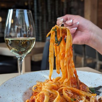 CIBO WINE BAR - Updated January 2026 - 458 Photos & 407 Reviews - 522 ...