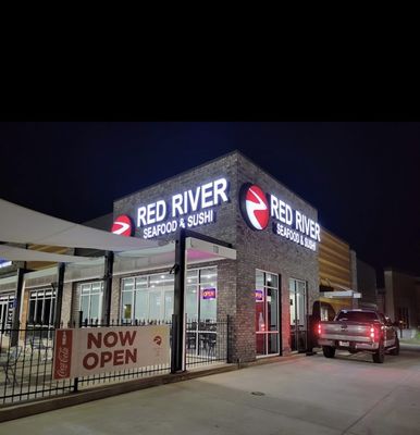 RED RIVER SEAFOOD & SUSHI - Updated December 2025 - 110 Versailles Blvd ...