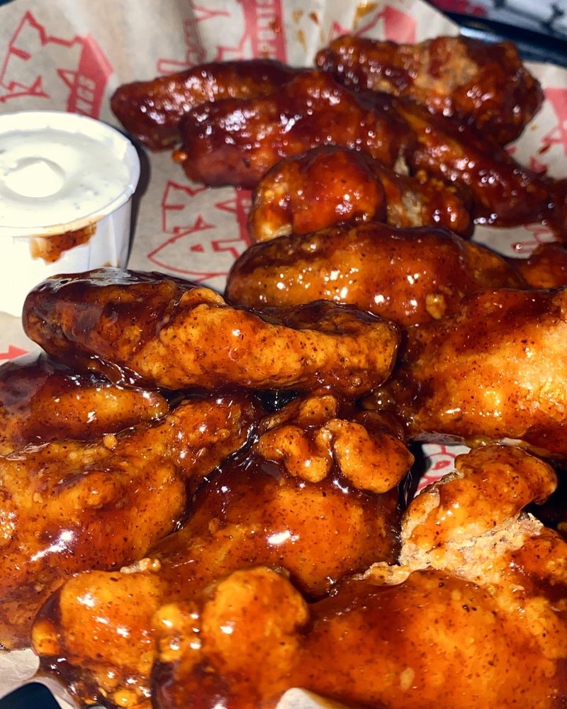 JOHN MAX SPORTS & WINGS - Updated December 2024 - 32 Photos & 32 ...