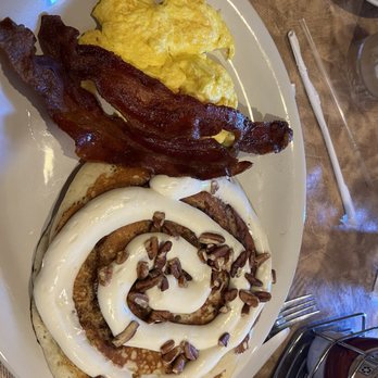 CRACKERS & CO. CAFE - Updated October 2025 - 570 Photos & 804 Reviews ...