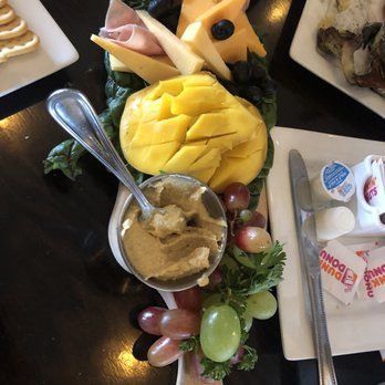 OUTLOOK TAVERN RESTAURANT & PATIO - Updated August 2024 - 19 Photos ...