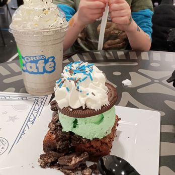 OREO CAFÉ - Updated December 2025 - 174 Photos & 51 Reviews - 1 ...