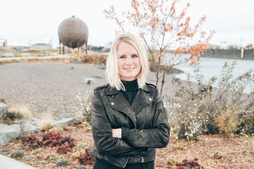 KRISTA KENNER AT COMPASS - 13 Photos - 1318 12th St, Bellingham ...