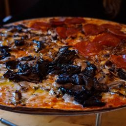 VEZZO NYCTHINCRUST PIZZA - Updated January 2026 - 919 Photos & 1469 ...