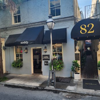 82 QUEEN - Updated September 2024 - 1922 Photos & 1627 Reviews - 82 ...