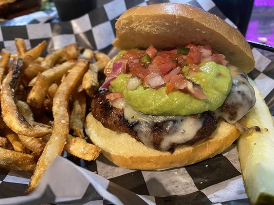 BUSHMILL TAVERN - Updated July 2025 - 134 Photos & 213 Reviews - 4017 ...