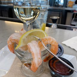 R&R SEAFOOD BAR - Updated July 2025 - 179 Photos & 123 Reviews - 7109 ...