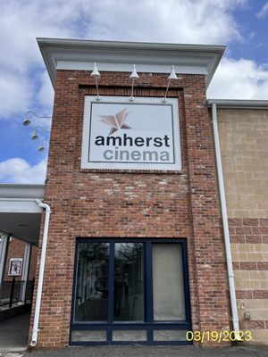 AMHERST CINEMA - Updated January 2026 - 16 Photos & 48 Reviews - 28 ...