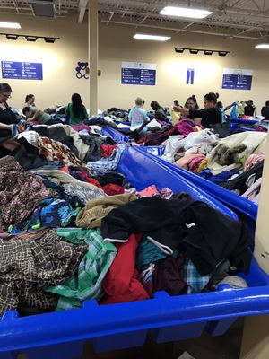 GOODWILL INDUSTRIES OUTLET STORE - 28 Photos & 13 Reviews - 5301 ...