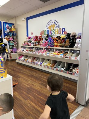 BUILD-A-BEAR WORKSHOP - PHOENIX WALMART SUPERCENTER - Updated August ...