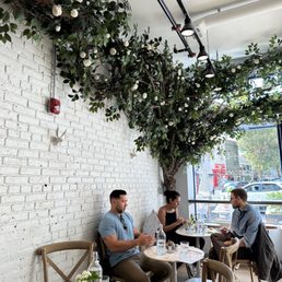 MAMAN - Updated December 2025 - 654 Photos & 275 Reviews - 1353 ...