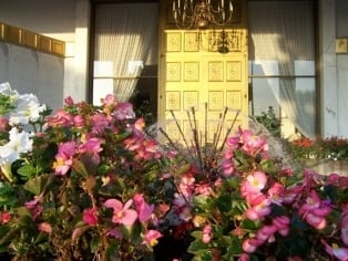 ANGELUS FUNERAL HOME - Updated May 2026 - 53 Reviews - 3875 Crenshaw ...