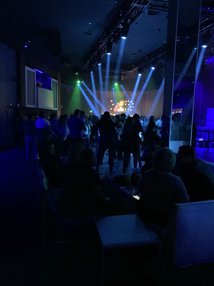 GIGGLES NIGHT CLUB - Updated December 2025 - 98 Photos & 162 Reviews ...